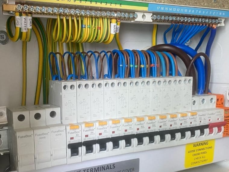 Electrical Contractors | Electrical Installations UK | EDS Electrical